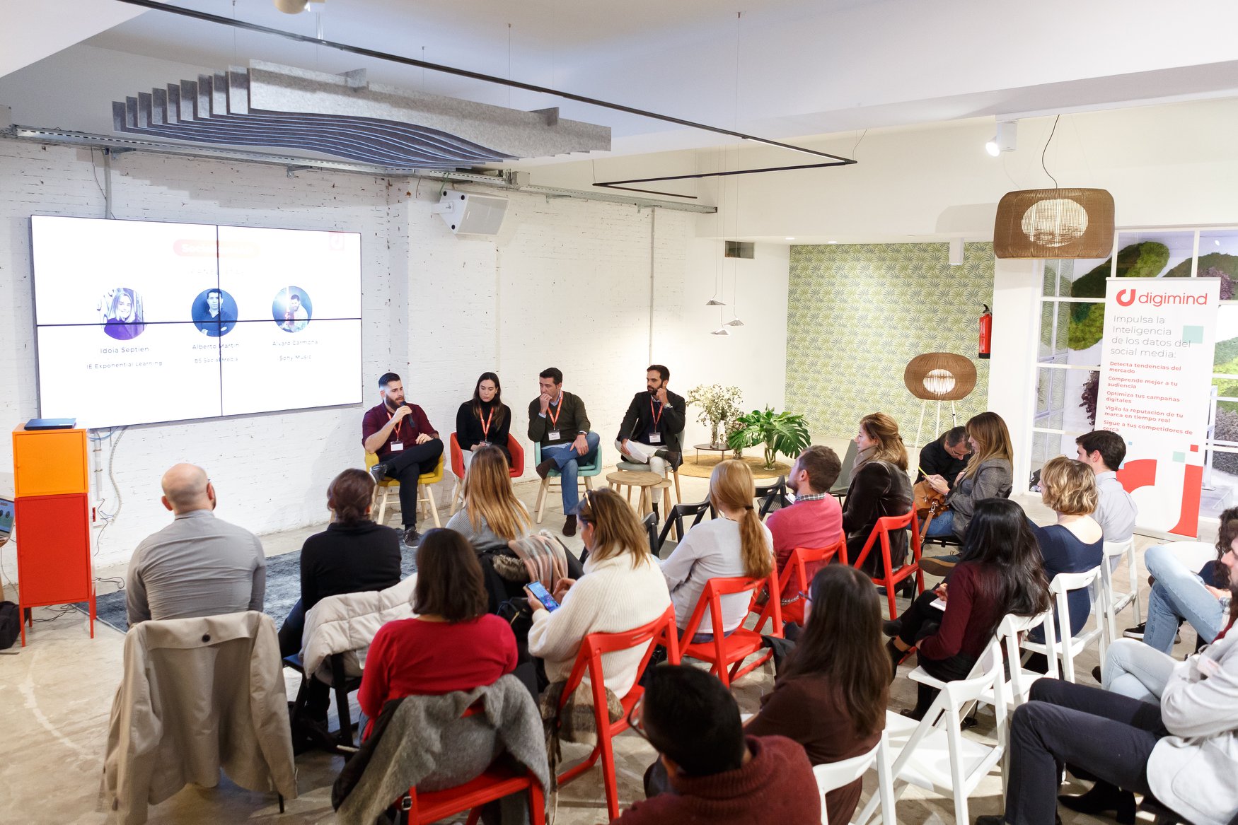 Socialize Events - Gathering social media intelligence trends through a ...